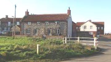 6. DUFFIELD-DENNIS - Fay Sampson